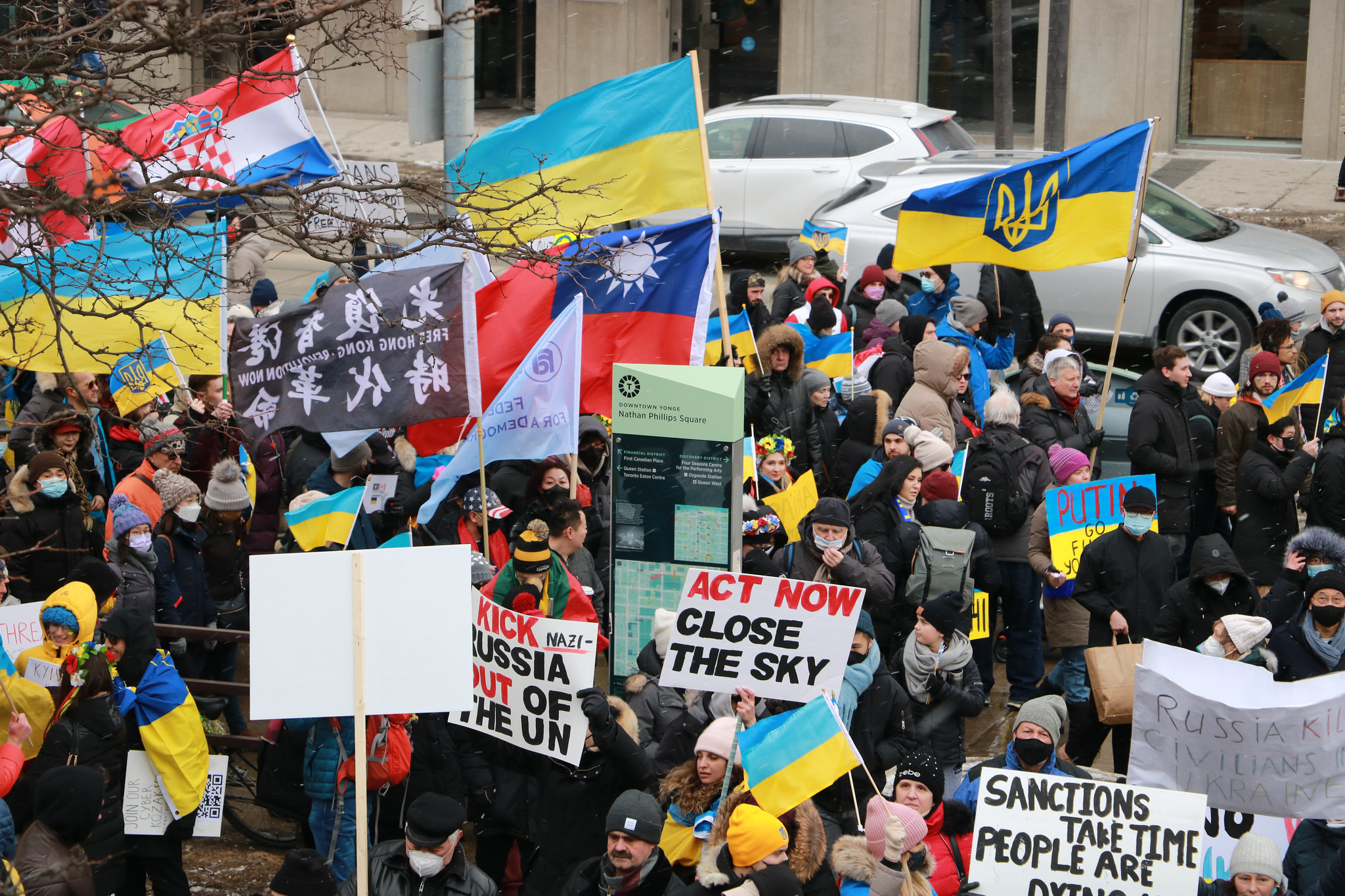 War in Ukraine Is a Warning to China of the Risks in Attacking Taiwan ...