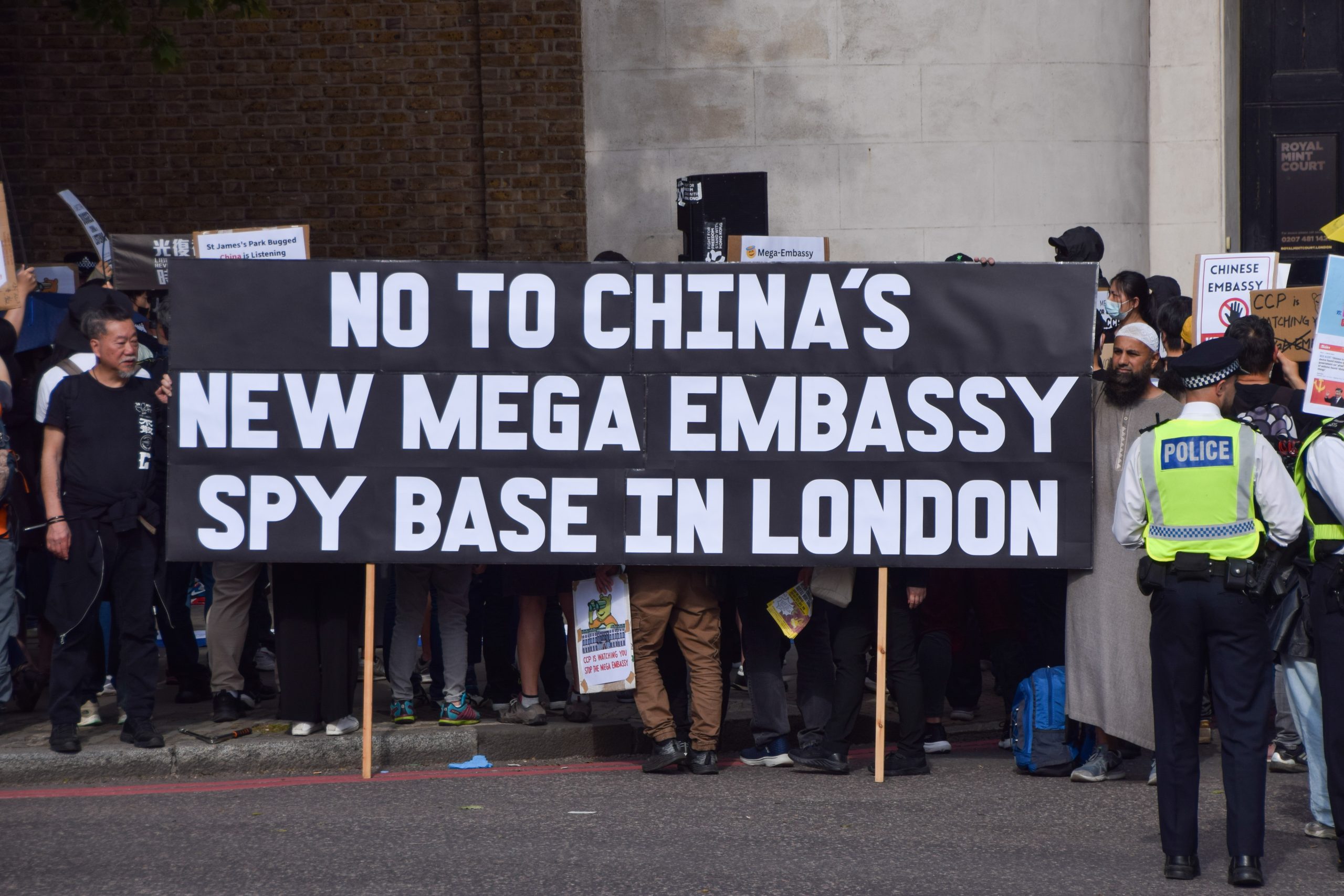 Metropolitan Police Change China Embassy Protest Route at ‘Last Minute ...